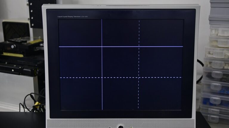 Cross/Grid Line Generator | WaveCyber Corporation